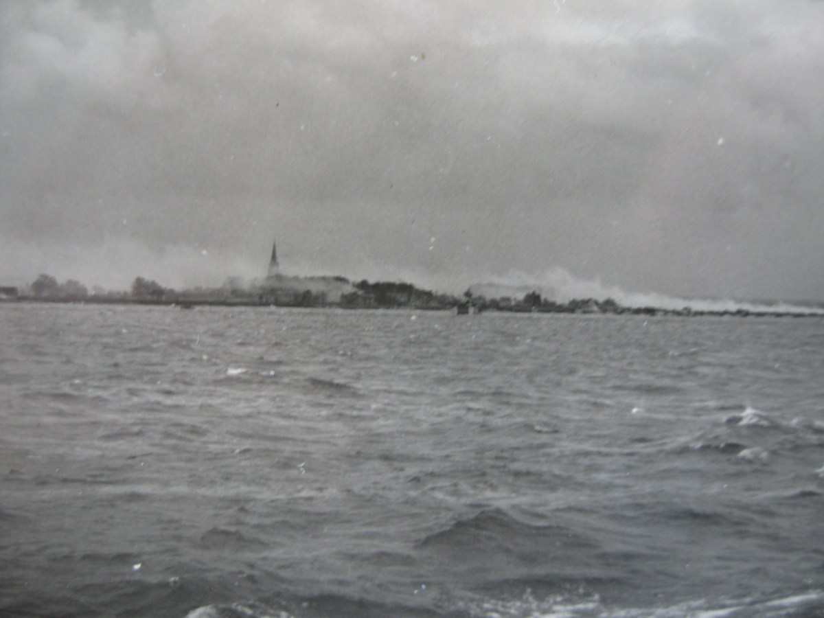 D-Day Rifleman | The Queen's Own Rifles of Canada Regimental Museum and ...