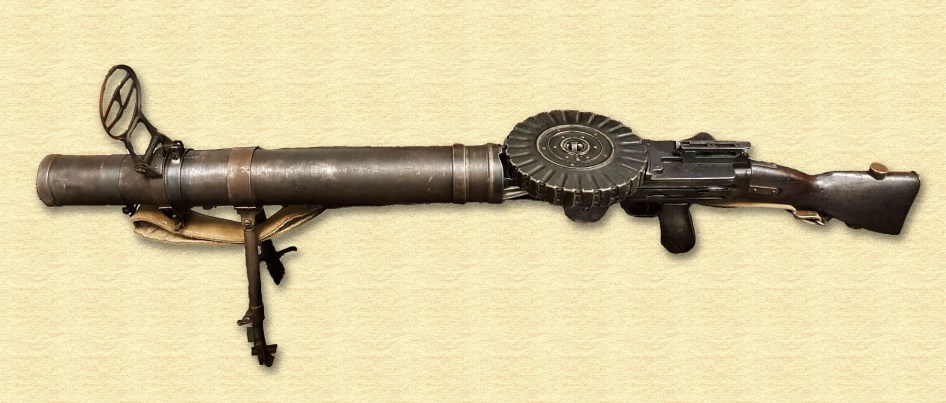 The Vickers and Lewis Machine Guns of the First World War | The Queen's ...