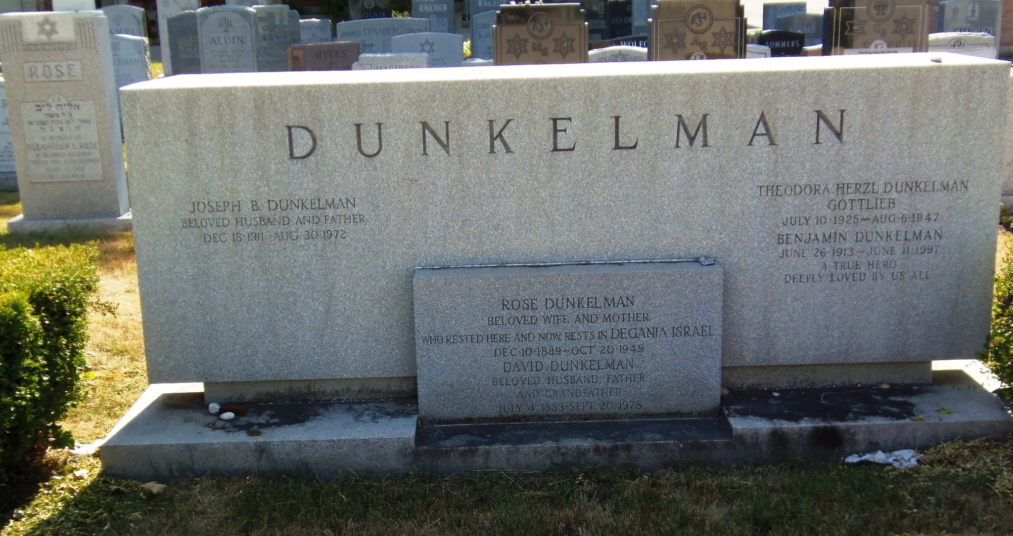 Dunkelman, Benjamin | The Queen's Own Rifles of Canada Regimental ...