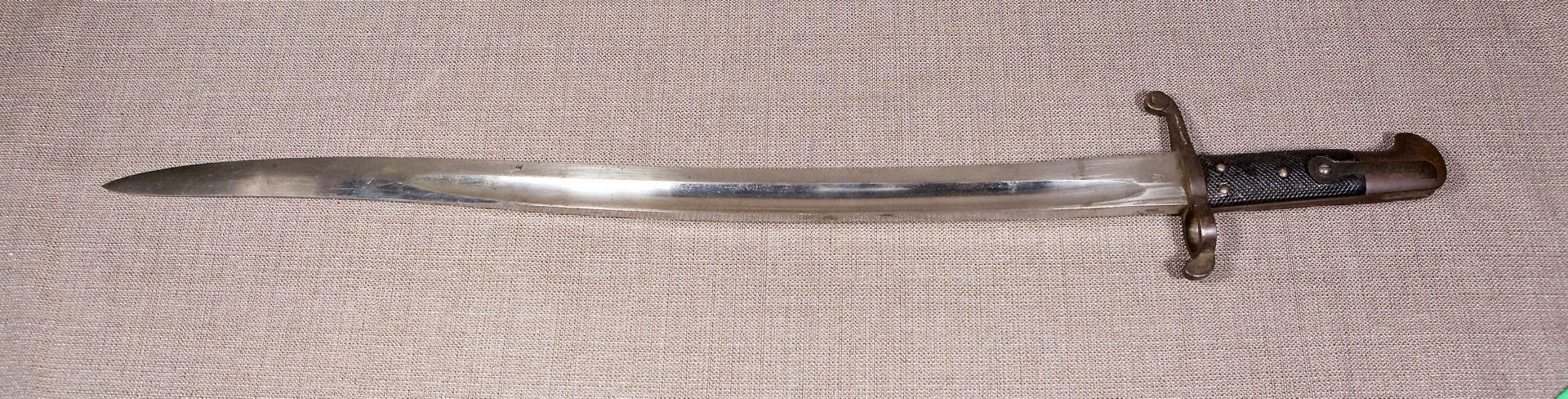 Transition from P53 Enfield Rifled Muskets to Snider Enfield Rifles ...